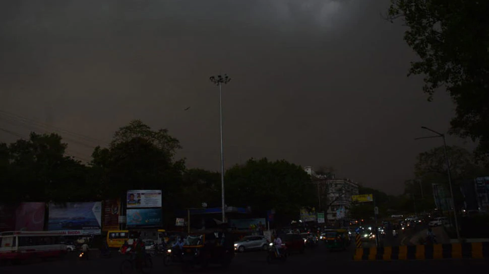 นักโหราศาสตร์ชาวฝรั่งเศส นอสตราดามุส ทำนายปี 2022 มืด 72 ชั่วโมง | คำ ...